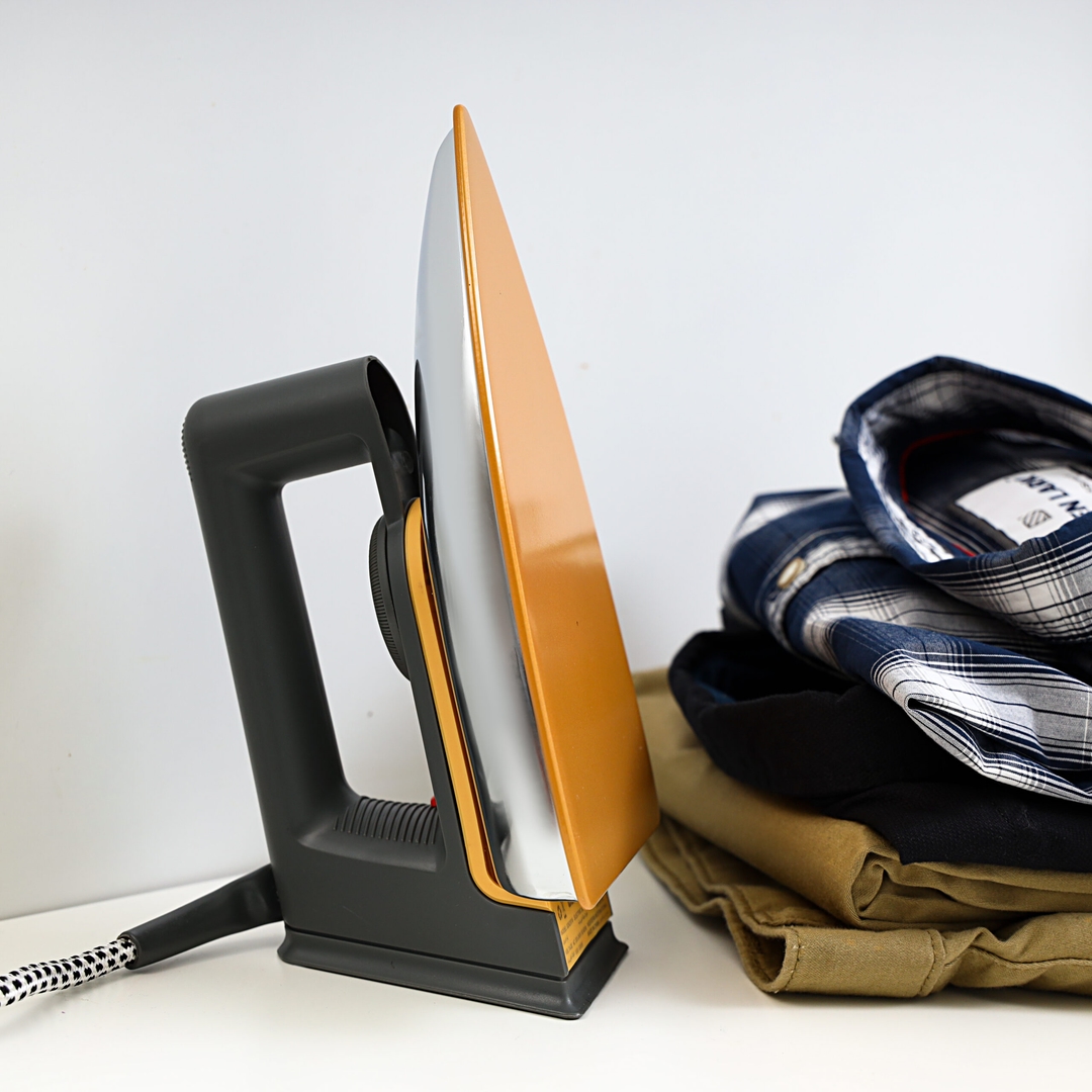 Order Geepas 1200W Dry Iron - Non-Stick Coating Plate & Adjustable ...