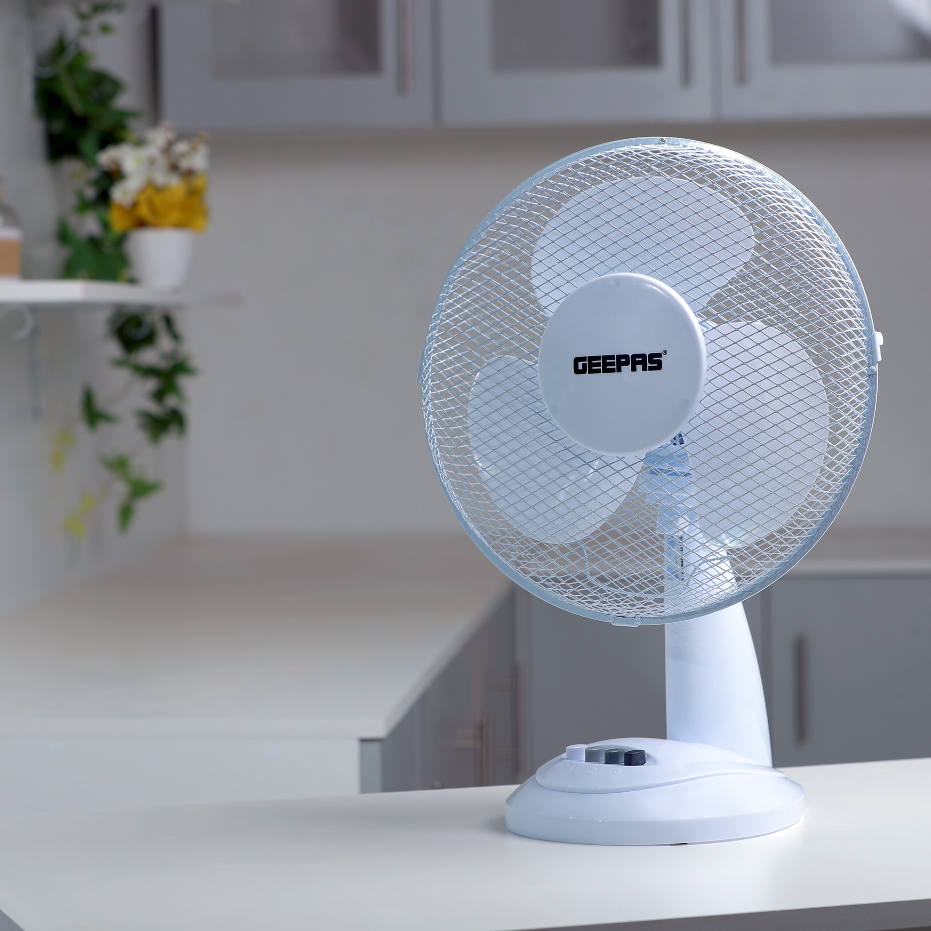Order Geepas GF21135UK 12-Inch Table Fan - 3 Speed Settings with ...