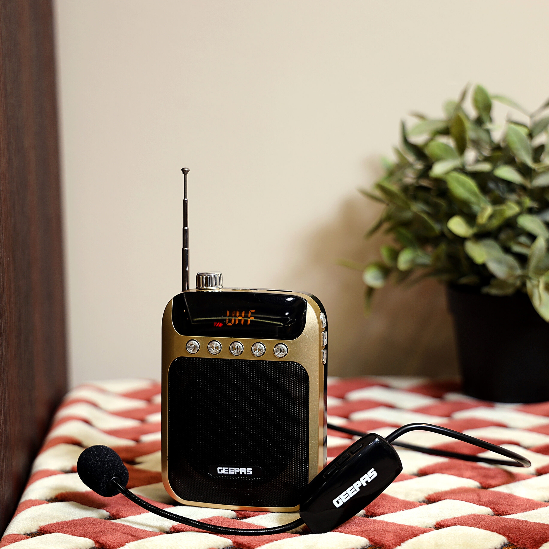 Order Geepas Rechargeable Mini Speaker - Amplifier with UHF Wireless ...