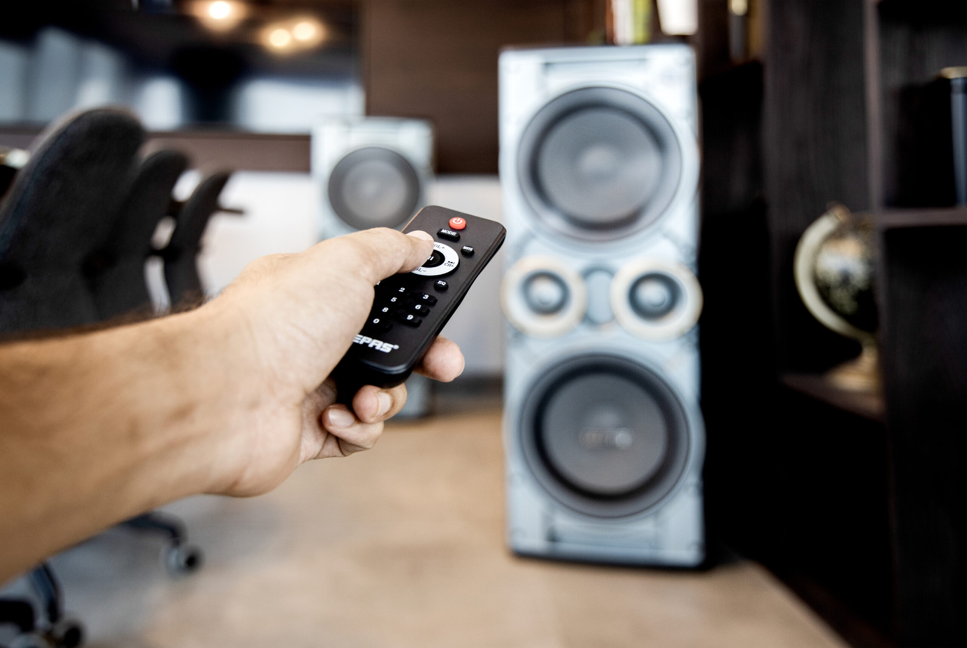 Order Geepas GMS8518 2.1CH Professional Speaker - Wireless Microphones ...