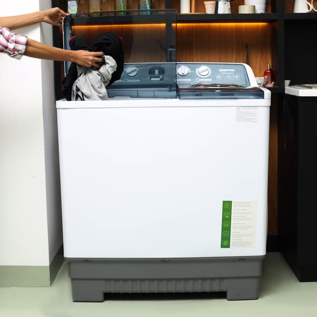 Geepas Twin Tub Washing Machine - Rotating Knobs Wash Timer, Selector ...
