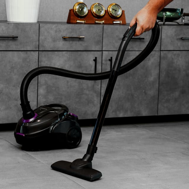 Olsenmark Vacuum Cleaner With Dust Bag, 1.5L - Powerful Suction - Dust ...
