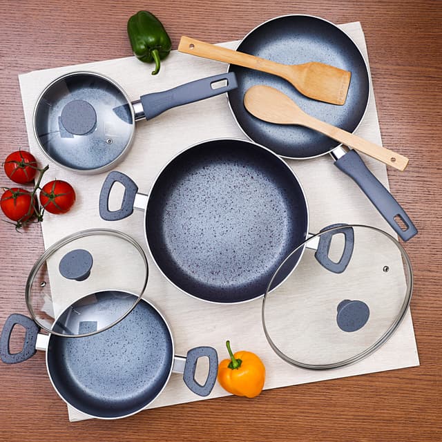 Royalford 9Pcs Iridescent Aluminium Cookware Set -3 Layer Coating ...