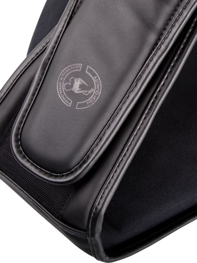 Venum Elite Belly Protector Color Black/Black | Jomla.ae