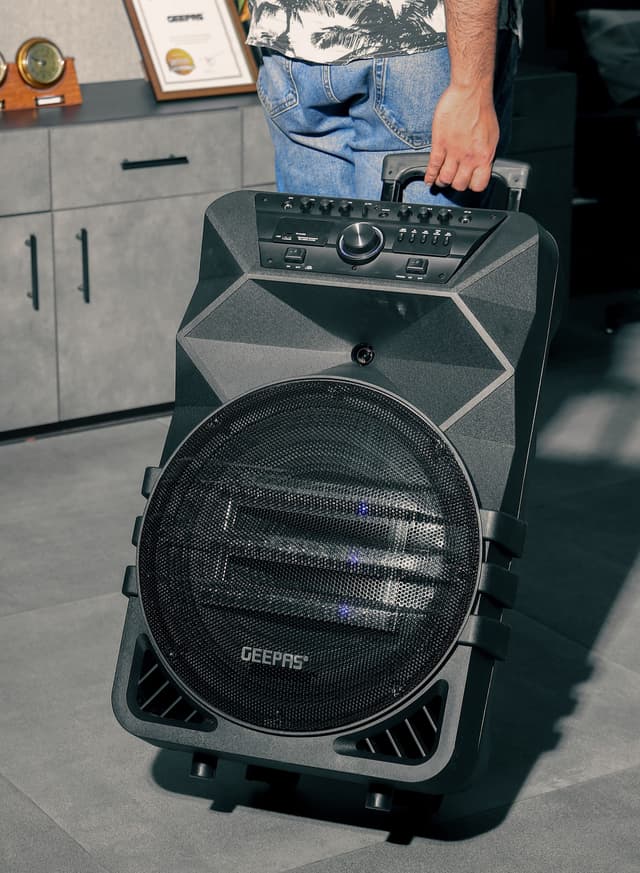 Geepas Rechargeable Professional Trolley Speaker With Bluetooth, Led ...