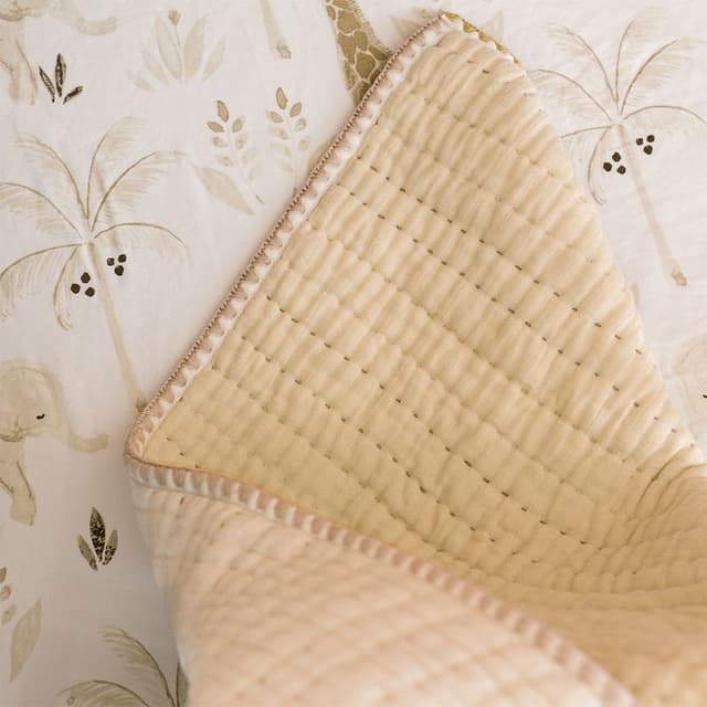 Order Crane Baby - Kendi Quilted Blanket Now! | Jomla.ae