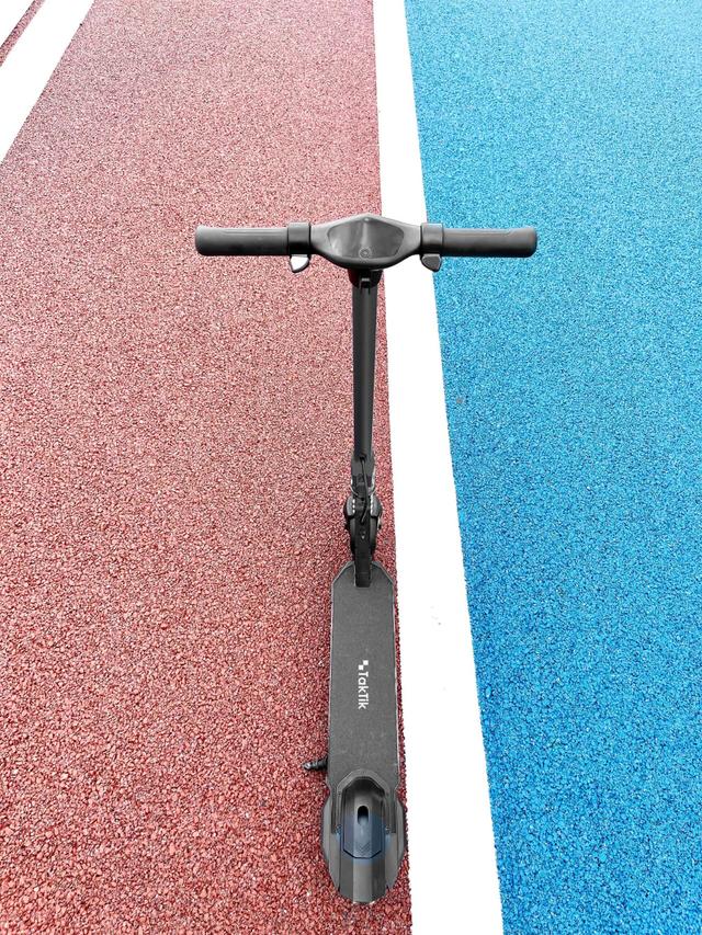 Taktik Electric Kids Scooter 150W 16Km/h | Jomla.ae